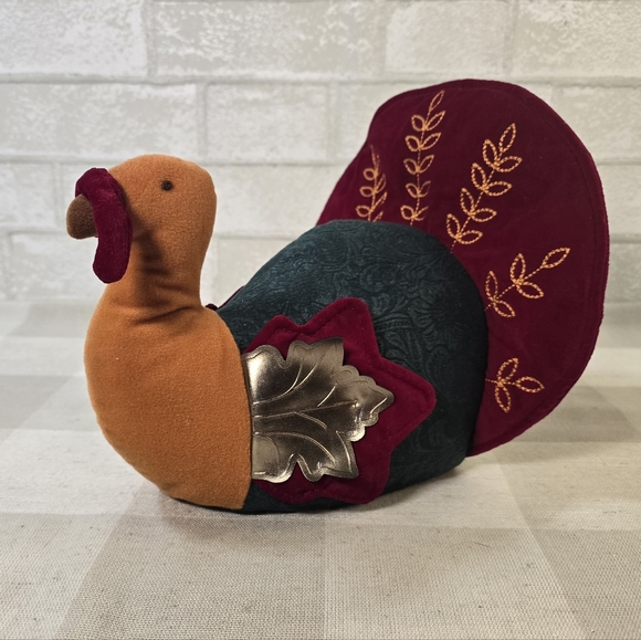 Hallmark | Holiday | Hallmark Turkey Decor Plush Fall Harvest Table ...